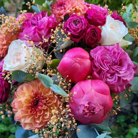 Bouquet Fête des Mères | Livraison à Valenciennes | Les Secrets de Liège