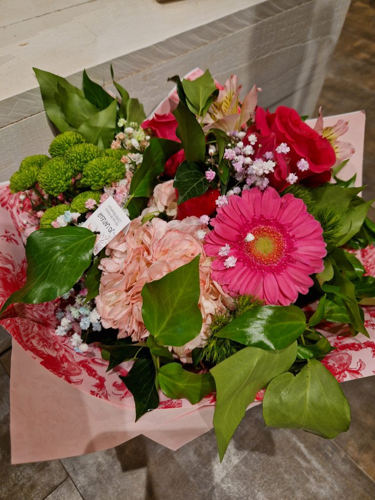 Bouquet Fête des Mères | Livraison à Besançon | Jo lafleur